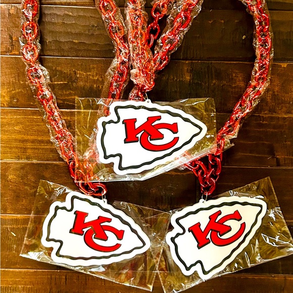 Accessories | Kansas City Chiefs Super Bowl Rally Chains | Poshmark